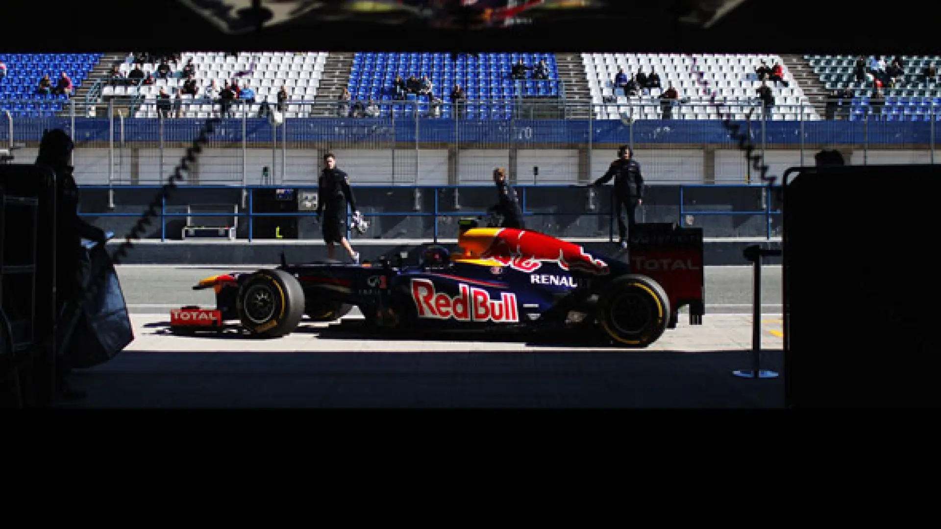 Red Bull podría no tener el RB9 para los tests de Jerez