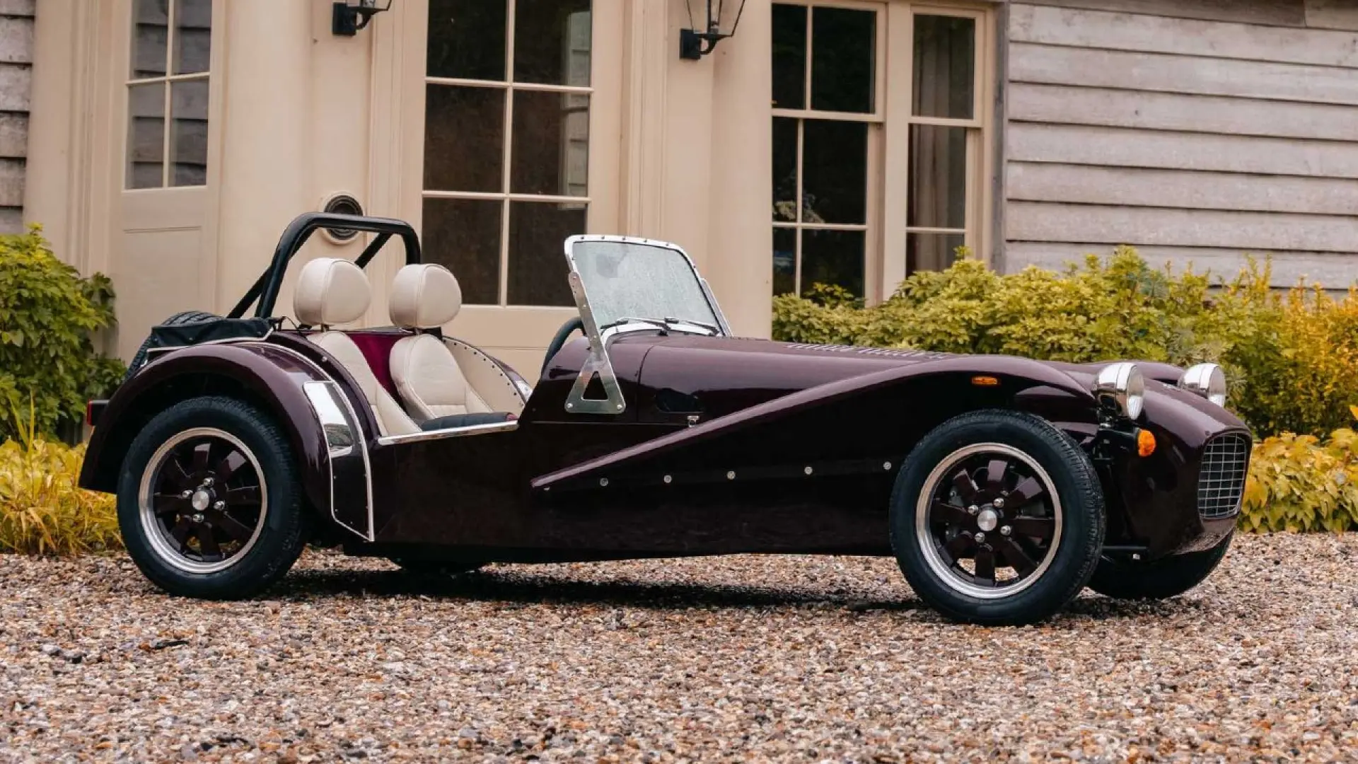 Caterham Super Seven 600 y Super Seven 2000