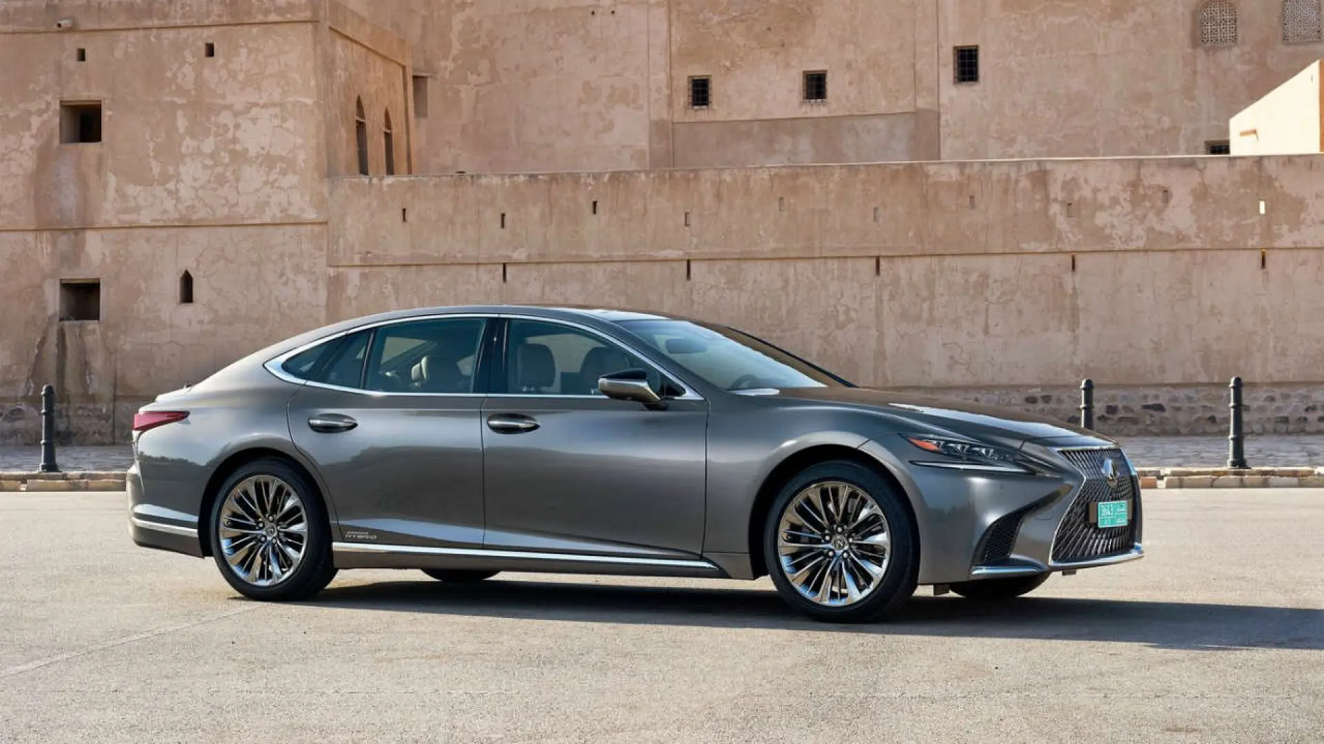 ¿Qué modelo es el Lexus de Rivera?