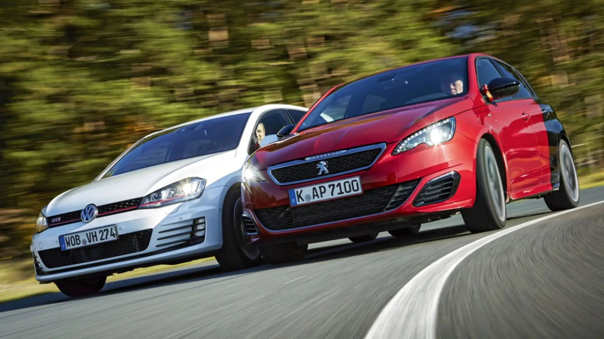 Comparativa: Peugeot 308 GTI vs Volkswagen Golf GTI Performance