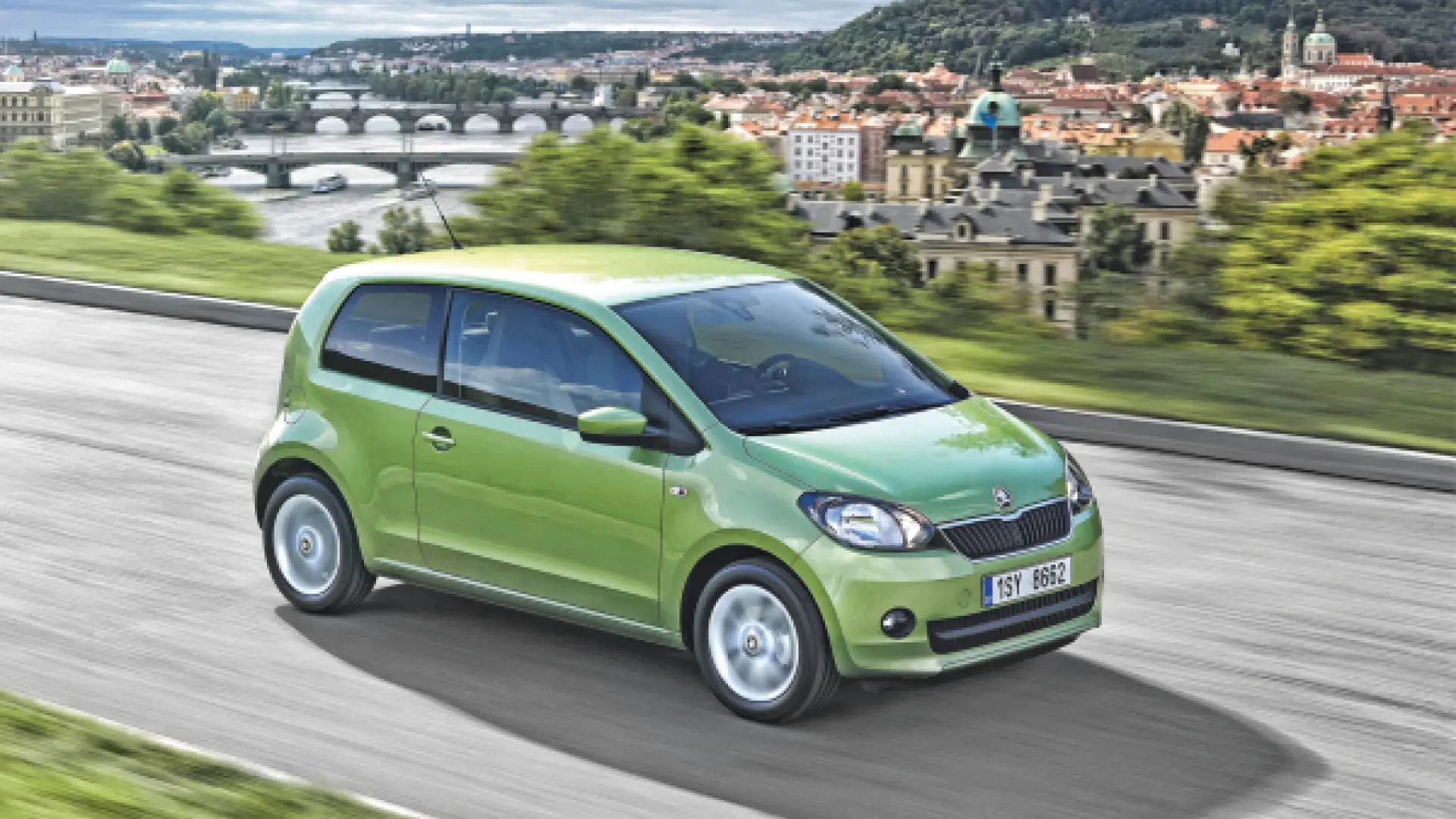 Los coches pequeños y compactos que menos se devalúan