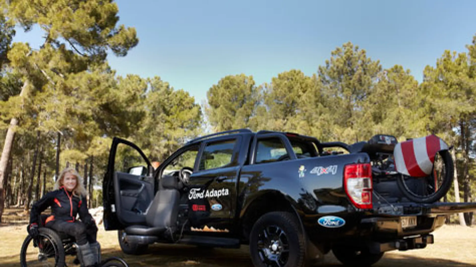 Ford celebra 20 años de RSC: pioneros en la adaptación de coches