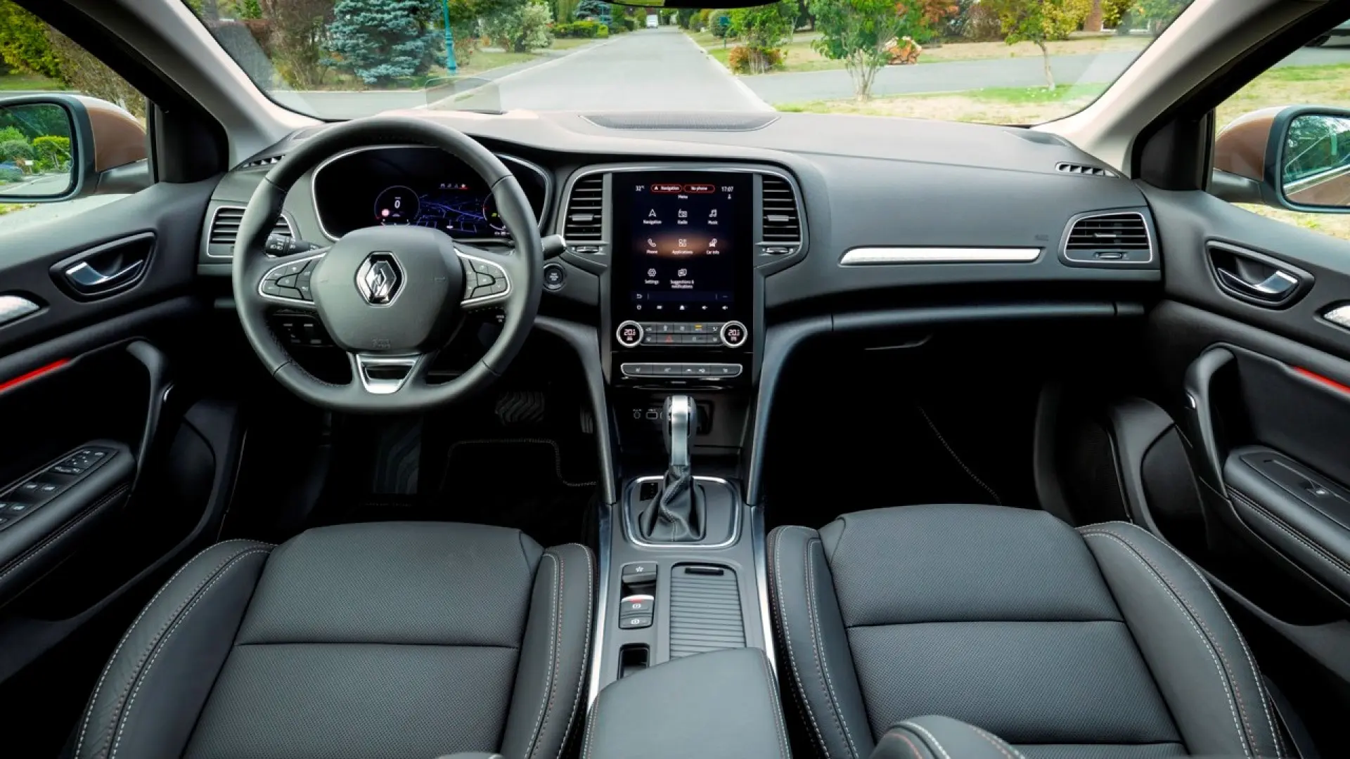 renault megane zen fast track
