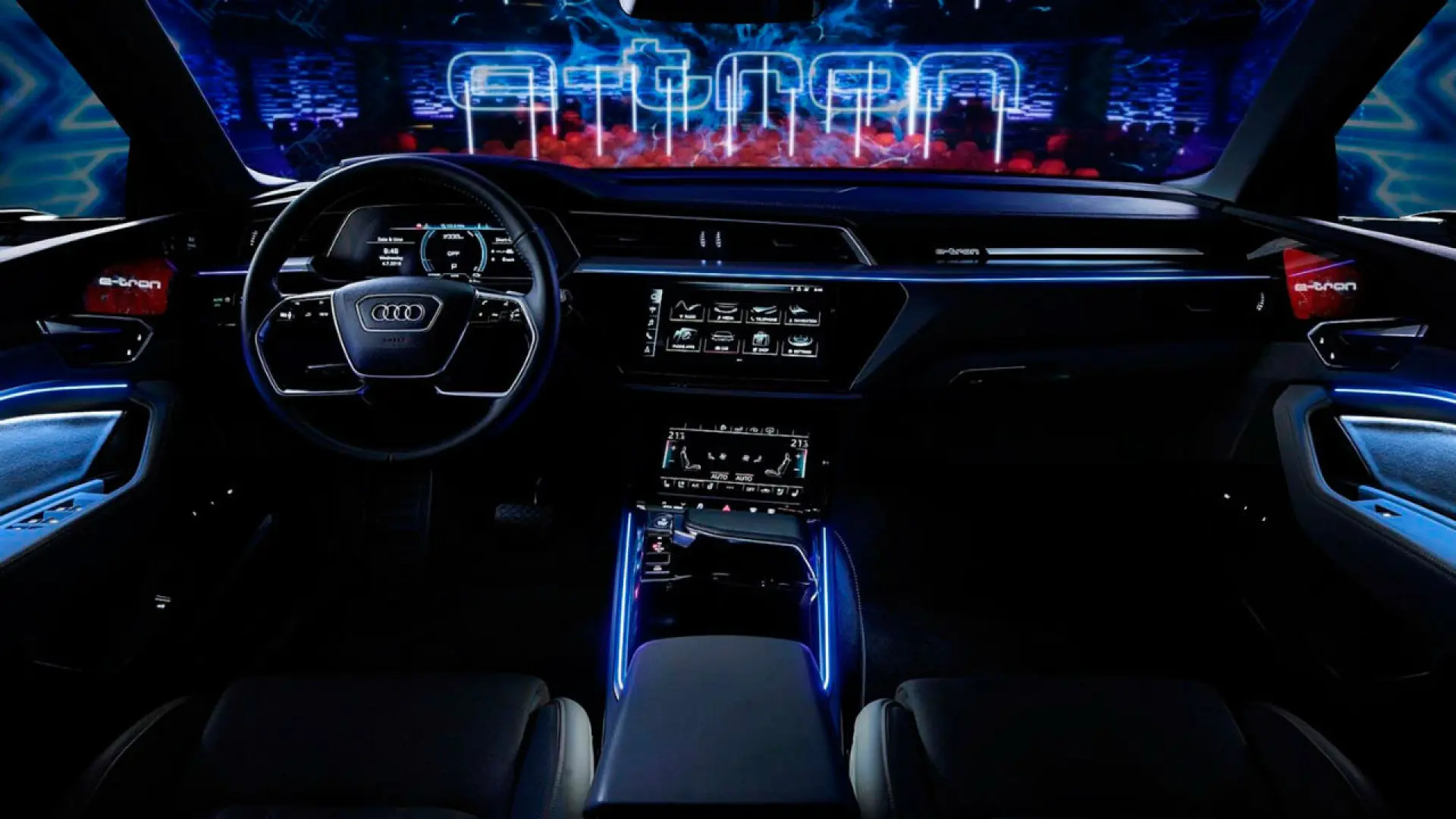 Así va a ser el interior del Audi e-tron
