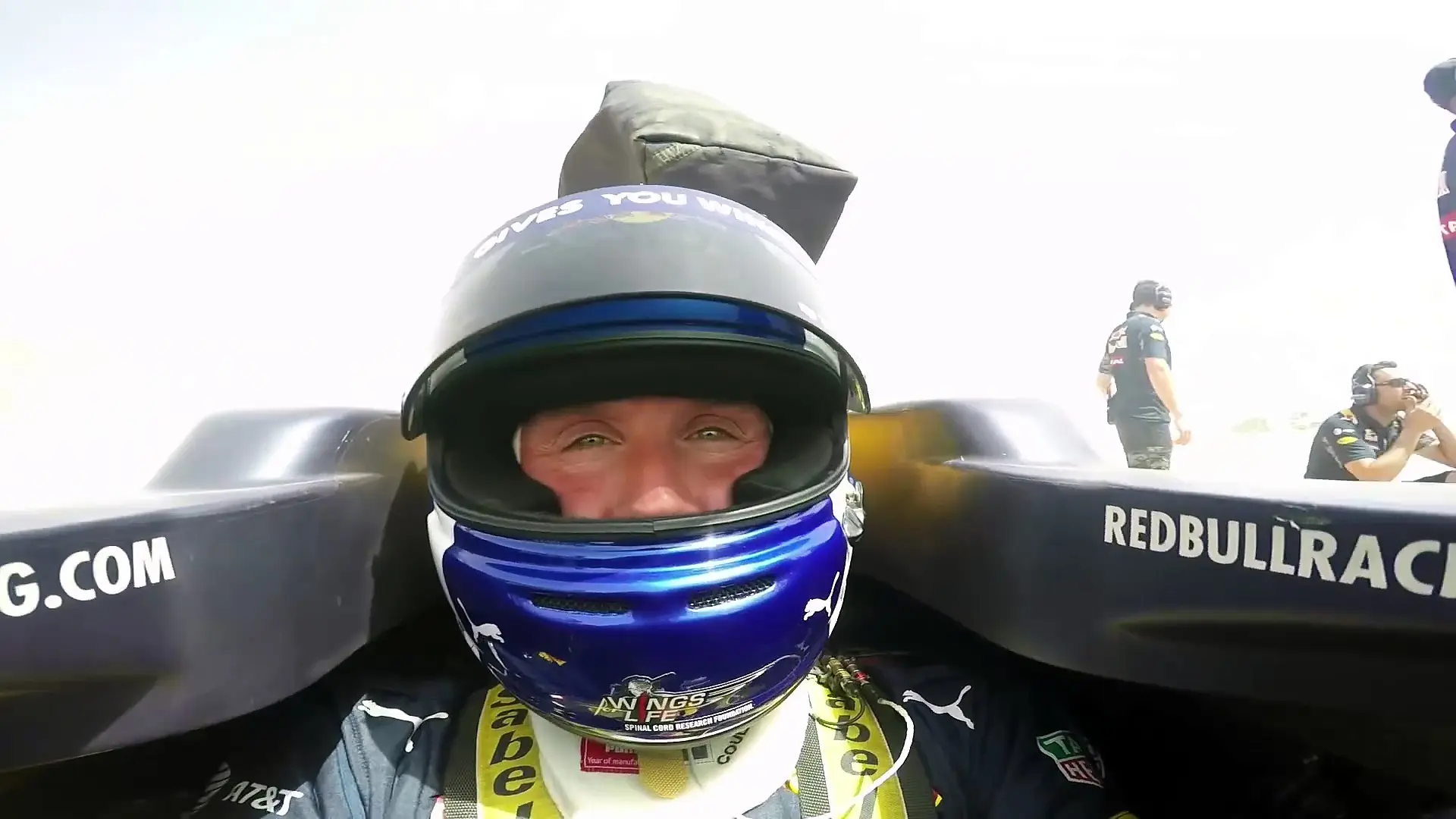 ¿Qué sucede si tiras una GoPro desde un F1 en marcha?