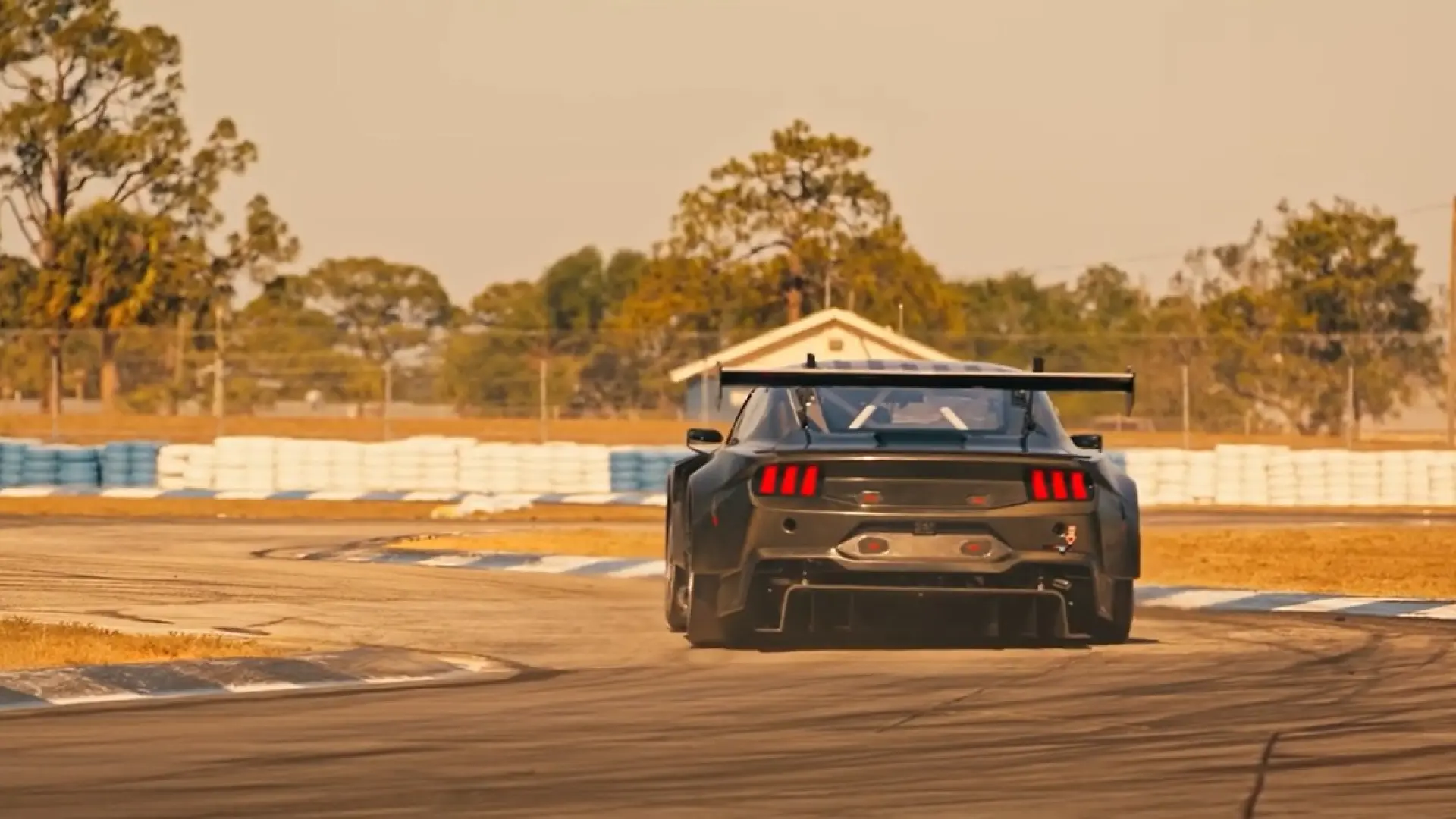 VÍDEO: Más imágenes del nuevo Ford Mustang GT3, ¡radical!
