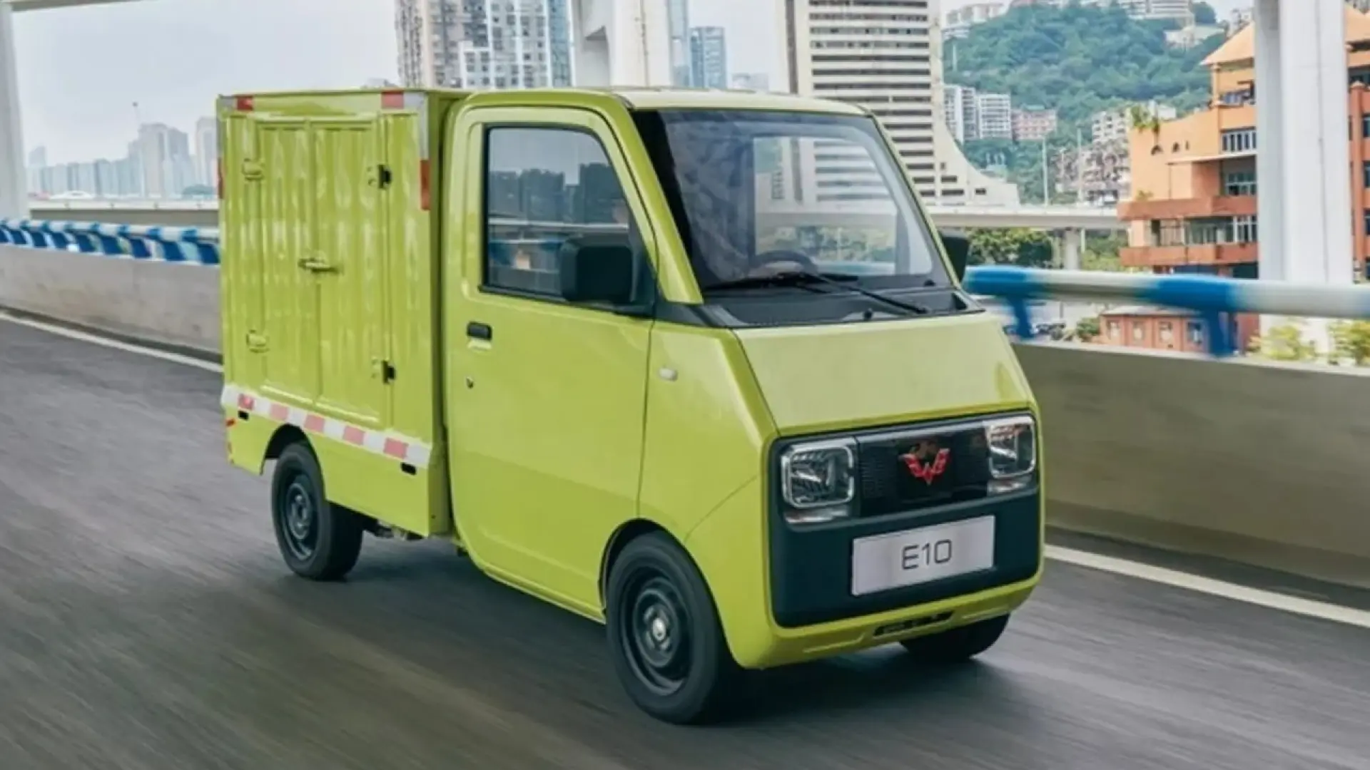 Wuling E10