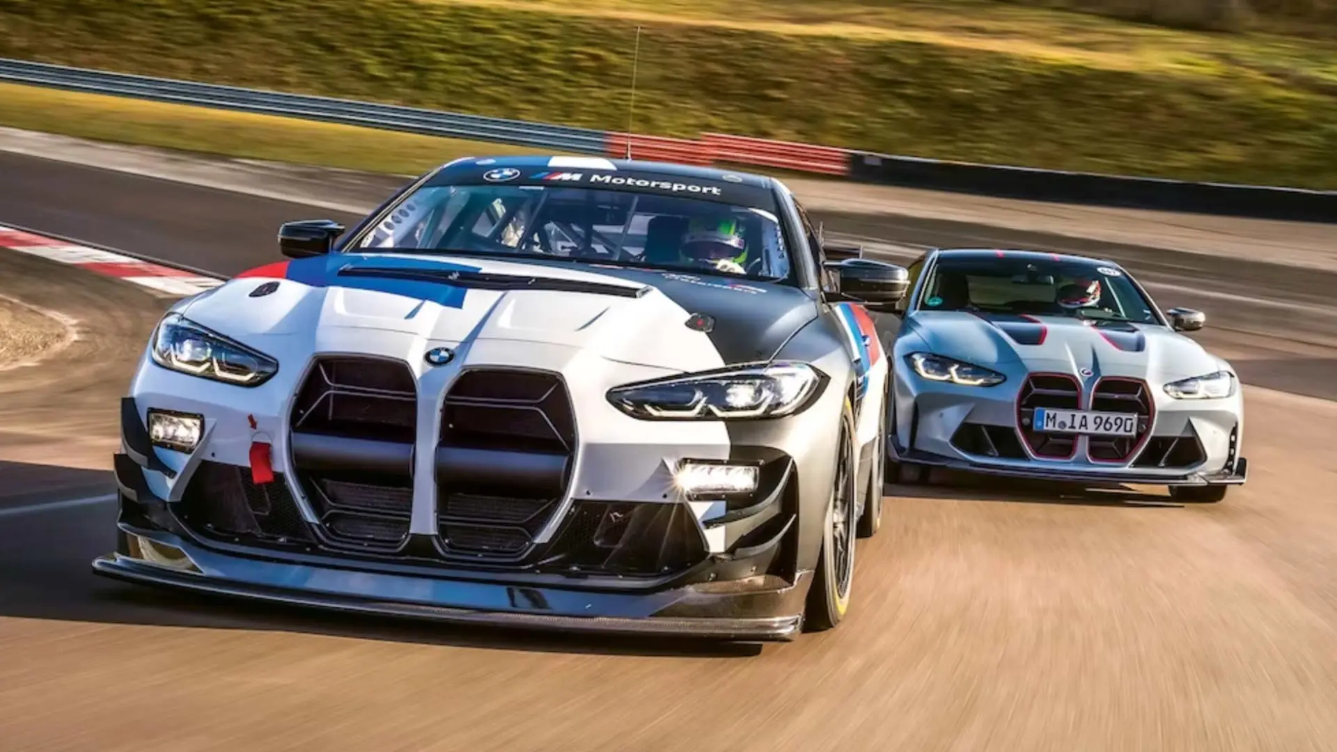 BMW M4 CSL vs. M4 GT4: duelo fraternal en la pista