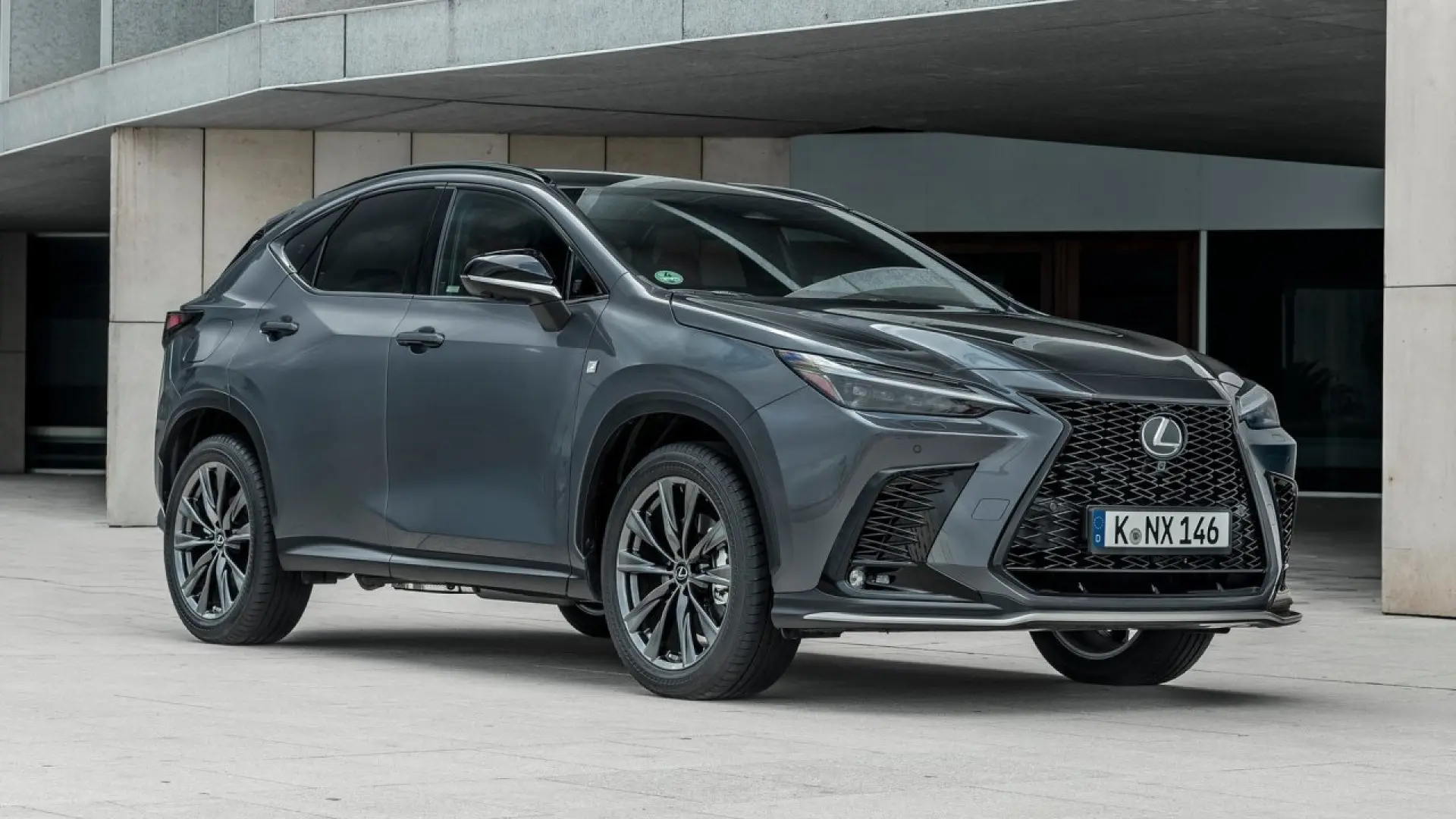 Si quieres un SUV híbrido compacto y premium, el Lexus NX 350h podría ...