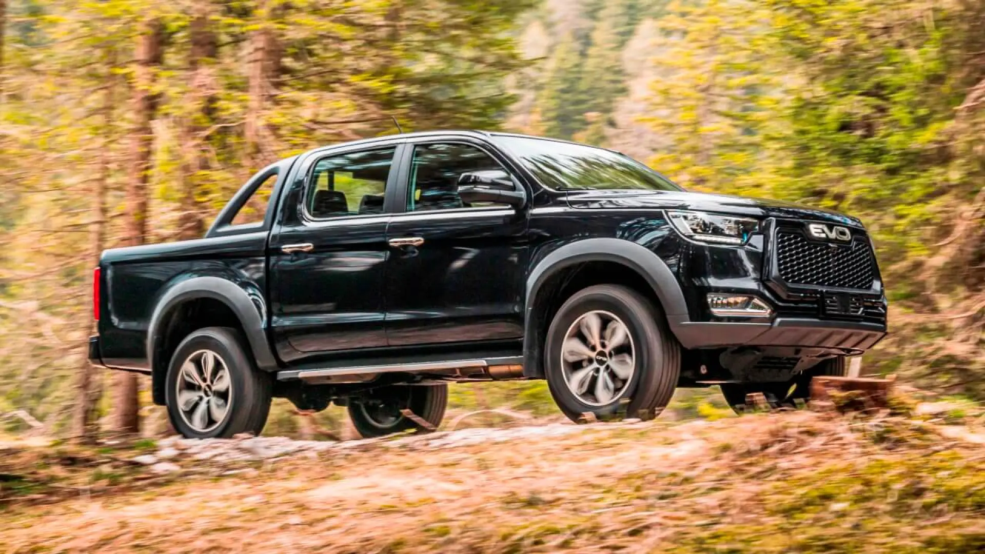 El Evo Cross 4 es el nuevo pick-up con un precio de derribo, garantía ...