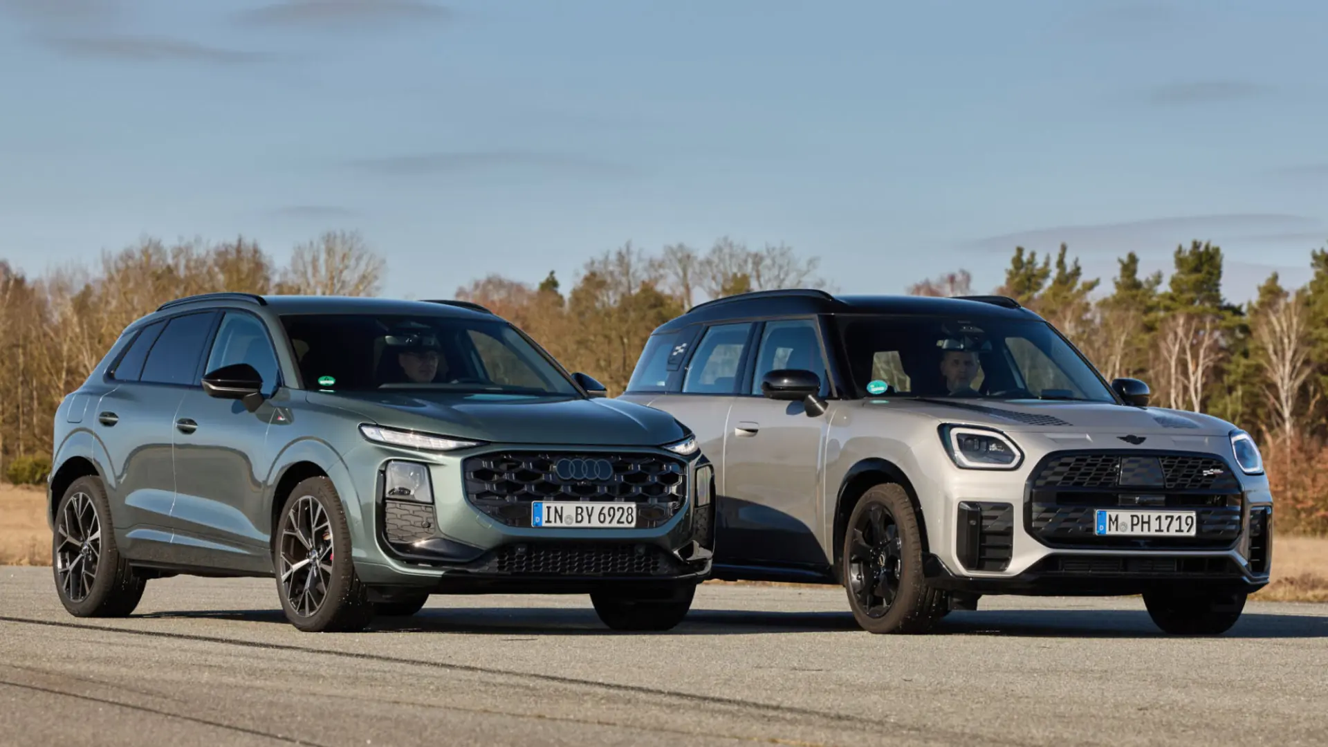 Comparamos el Audi Q3 SUV TFSI quattro vs Mini Countryman S All4: SUV ...